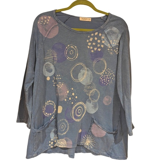 Jess & Jane | Tops | Jess Jane Blue Abstract Circle Print Tunic Top ...